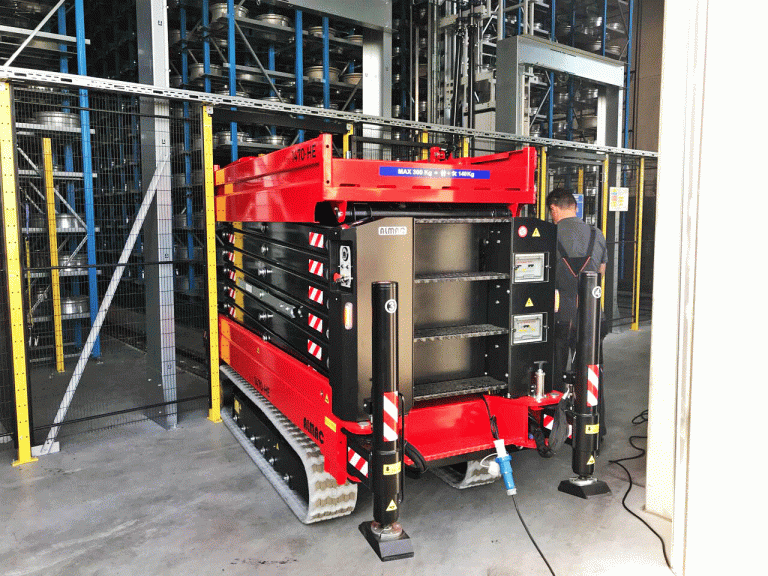 ALMACRAWLER - RM Elevator